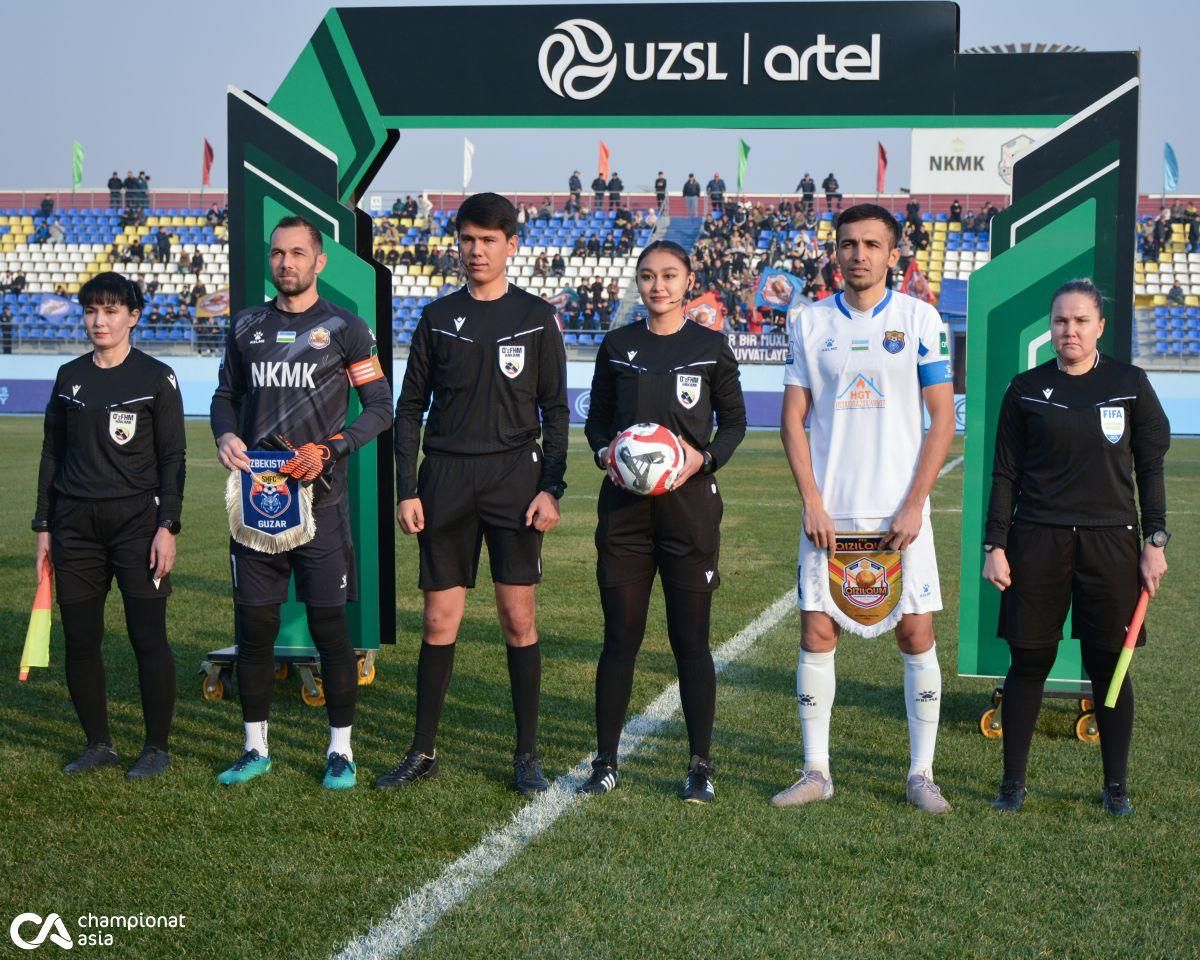 Superliga 30-turi doirasidagi "Qizilqum" - "Sho'rtan" uchrashuvida ...